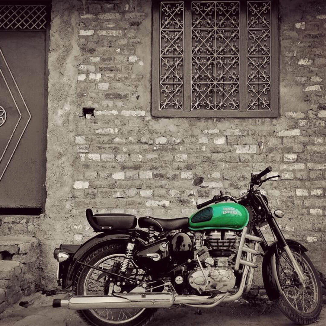 Classic 500 Redditch - Colours, Specifications, Reviews, Gallery ...