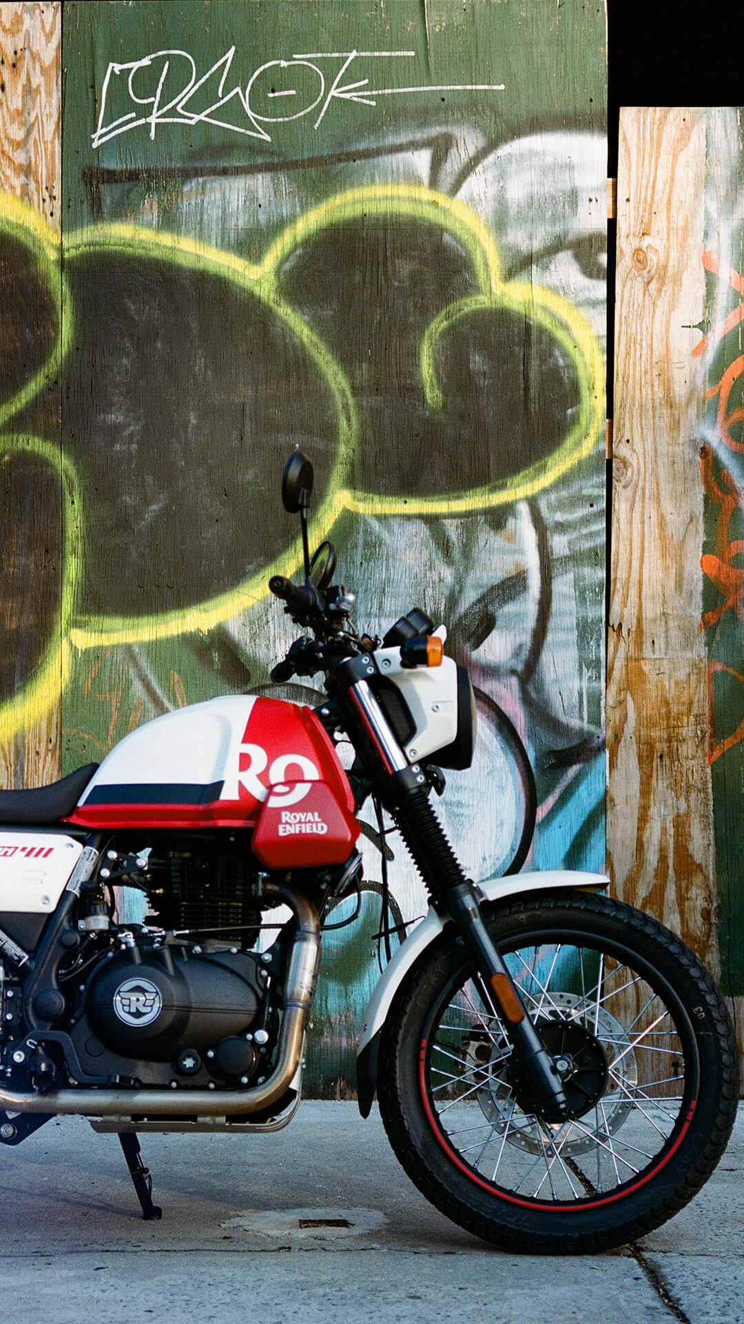 Scram 411 Price, Mileage & Colours in India | Royal Enfield